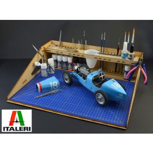 Italeri - WORKSTATION FOR MODELLING MDF A3-MAT INCL. (11/23 ...
